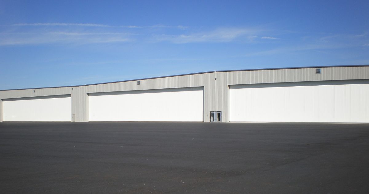 The Most Reliable Hangar Door on the Market - Para-Port® Doors LLC
